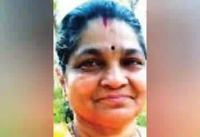 Found Dead | കൈ ഞരമ്പ് മുറിച്ച ശേഷം മണ്ണെണ്ണ ഒഴിച്ചു തീകൊളുത്തി ജീവനൊടുക്കാന്‍ ശ്രമിച്ചെന്ന ...