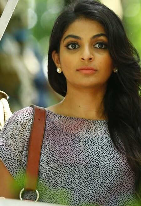 പാലേരി മാണിക്യത്തിന് ശേഷം സെലക്ടീവ് ആകാന്‍ സാധിച്ചില്ല; അബദ്ധങ്ങള്‍ പറ്റിയത് സിനിമയ്ക്ക് പുറത്ത് ...