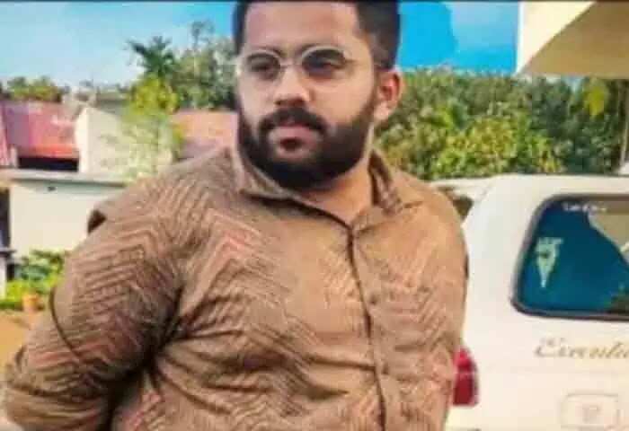 Found Dead | മലപ്പുറത്ത് യുവാവിനെ ദുരൂഹ സാഹചര്യത്തില്‍ മരിച്ച നിലയില്‍ കണ്ടെത്തി - KVARTHA ...