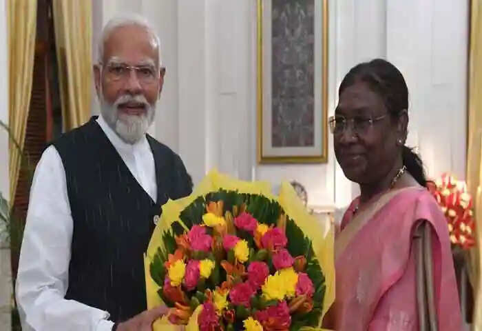 Narendra Modi | പ്രധാനമന്ത്രി നരേന്ദ്ര മോദി രാഷ്ട്രപതി ഭവനിലെത്തി എന് ...